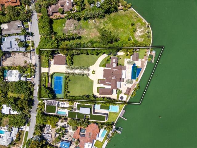 house with 8 bedroom, Miami Beach Fl FL DS102398372