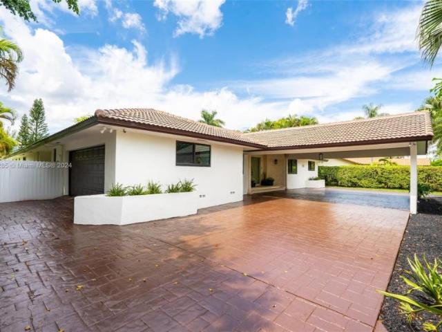 house with 8 bedroom, Miami FL FL DLS102395654