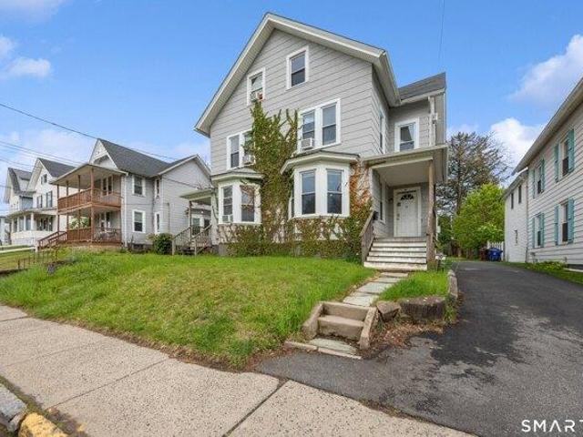 house with 8 bedroom, Middletown CT DS102255997