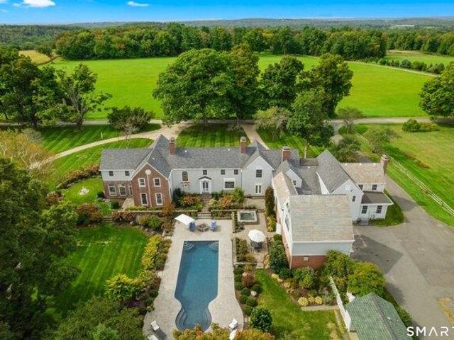 house with 8 bedroom, Middlebury CT DS103101164