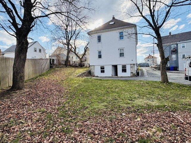 house with 8 bedroom, Milford MA DLS102372450