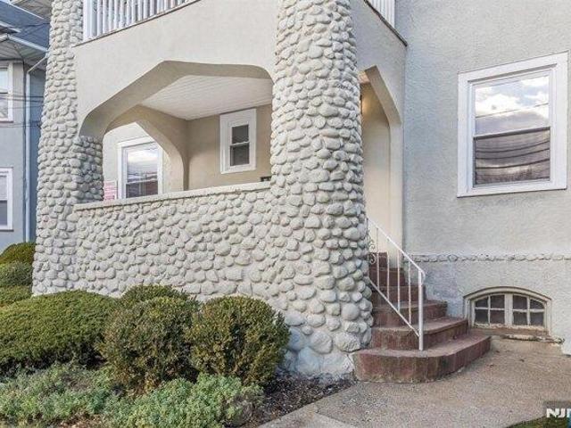 house with 8 bedroom, Montclair NJ ES103189431