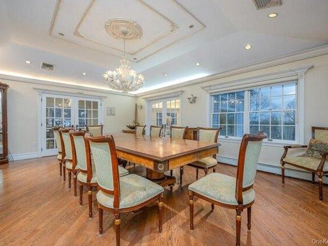 house with 8 bedroom, Monsey NY ES105206605