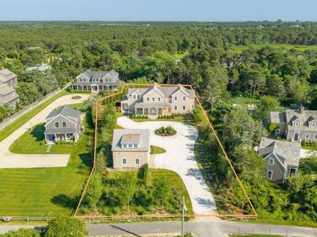 house with 8 bedroom, Nantucket MA ES105081213