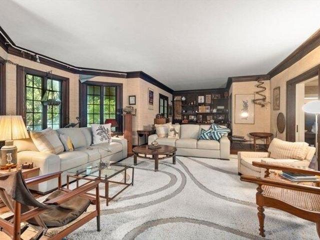 house with 8 bedroom, Newton MA ES105082924