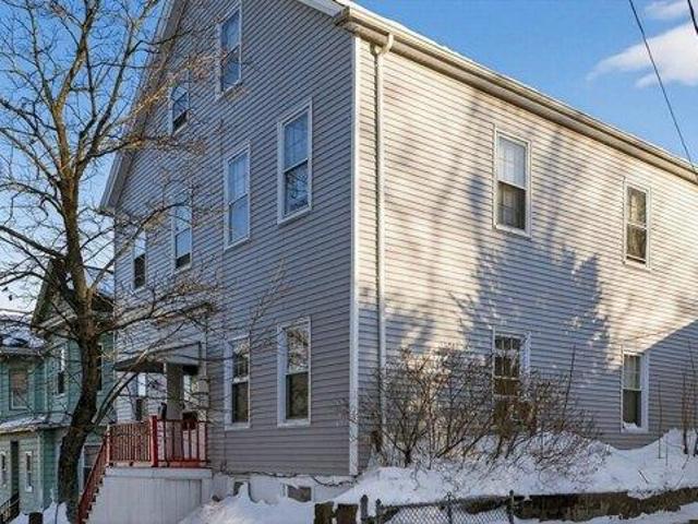 house with 8 bedroom, New Bedford MA DLS101603011
