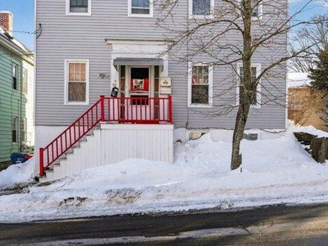 house with 8 bedroom, New Bedford MA ES103884975