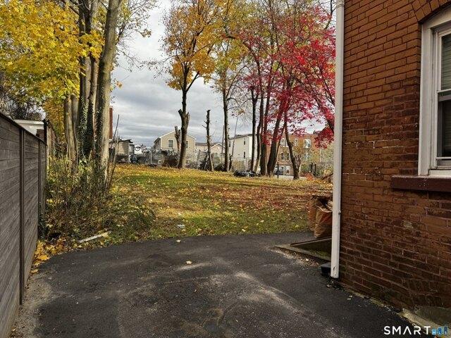house with 8 bedroom, New Britain CT DLS102064415