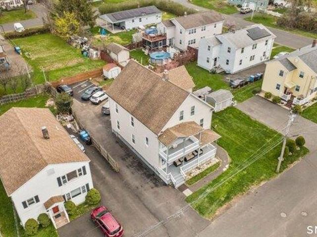 house with 8 bedroom, New Britain CT ES103128142