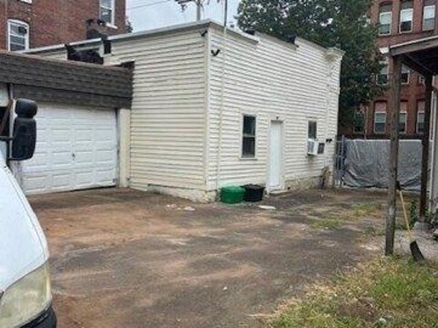 house with 8 bedroom, New Haven CT DS103437682
