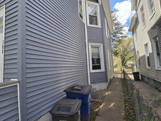 house with 8 bedroom, New Haven CT ES103071550