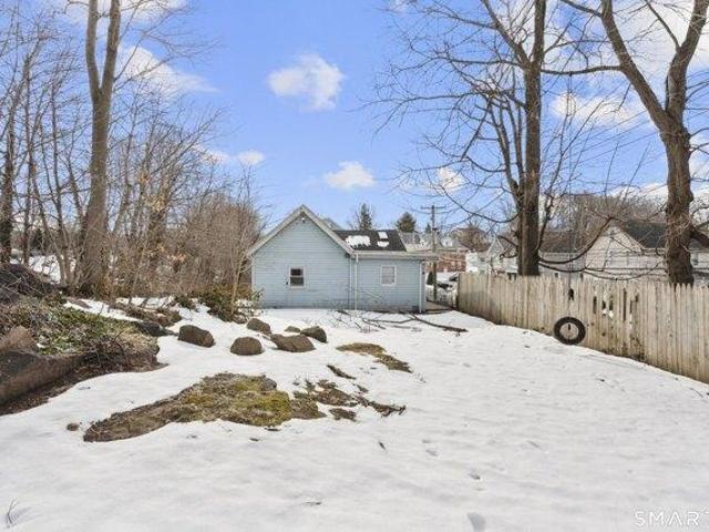 house with 8 bedroom, New Haven CT ES104850994