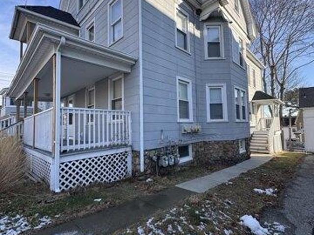 house with 8 bedroom, New London CT DS102257595