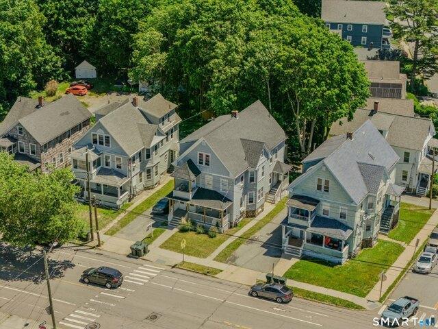 house with 8 bedroom, New London CT ES105142568