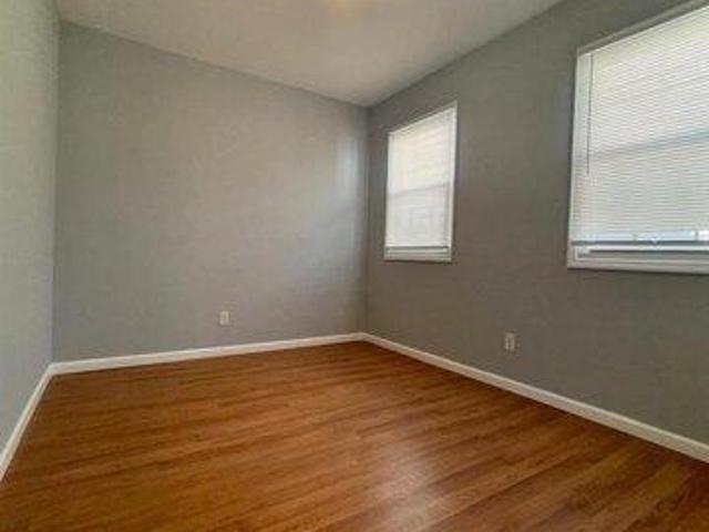 house with 8 bedroom, Newark NJ DS91504472