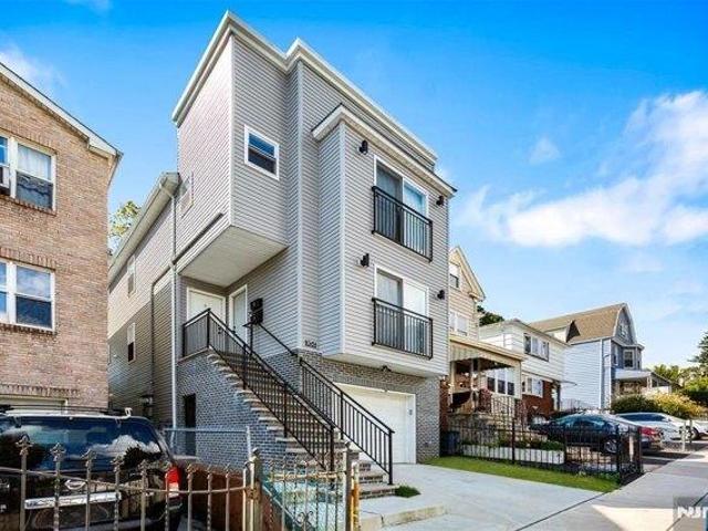 house with 8 bedroom, Newark NJ DS101801713