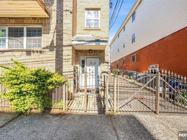 house with 8 bedroom, Newark NJ DS103187264