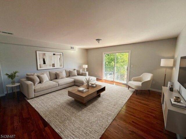 house with 8 bedroom, Newark NJ ES104834925