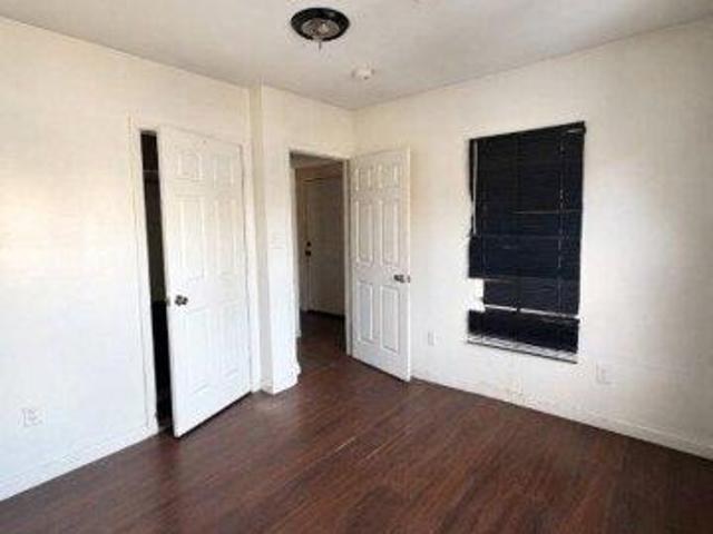house with 8 bedroom, Newark NJ ES105124219