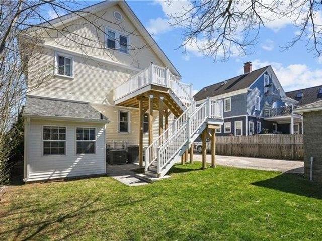 house with 8 bedroom, Newport RI DS102558767