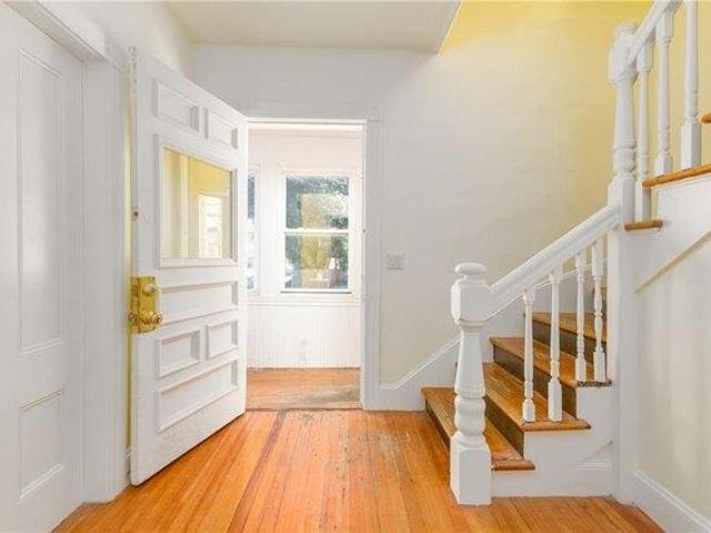 house with 8 bedroom, Newport RI DS103128402
