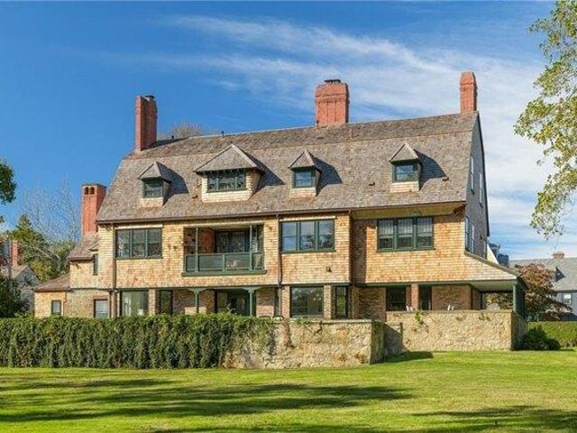 house with 8 bedroom, Newport RI ES103495411