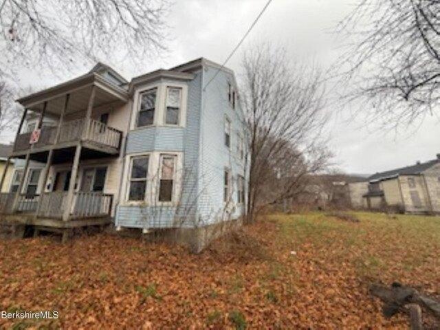 house with 8 bedroom, North Adams MA DLS102372855