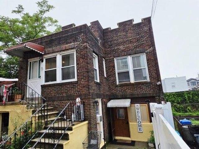 house with 8 bedroom, North Bergen NJ ES104410661