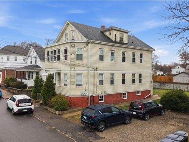 house with 8 bedroom, North Providence RI DS102560515