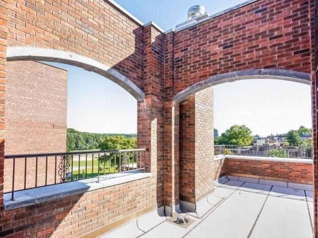 house with 8 bedroom, North Riverdale NY DS88563244