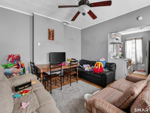 house with 8 bedroom, Norwich CT DS103499340