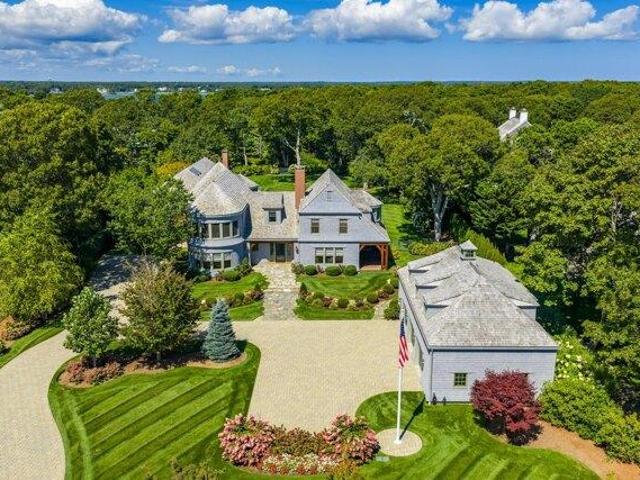 house with 8 bedroom, Osterville MA DS102562051