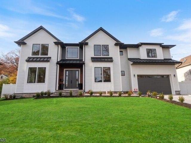 house with 8 bedroom, Paramus NJ DLS102727379