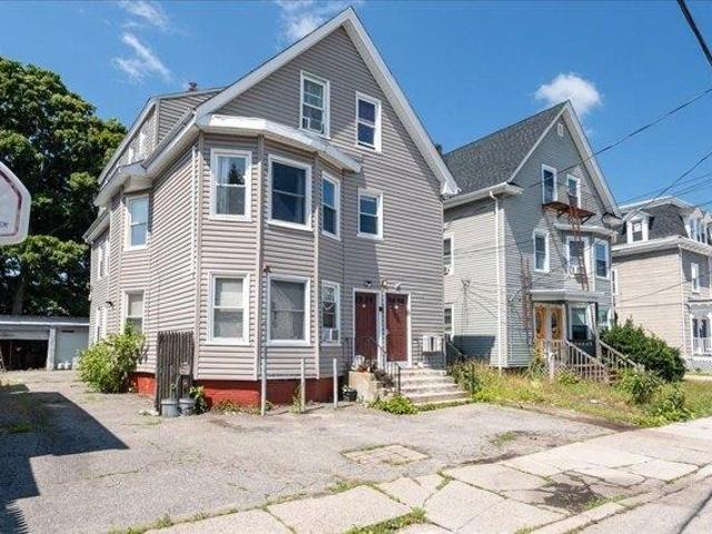 house with 8 bedroom, Pawtucket RI DS104296928