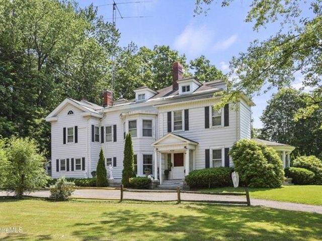 house with 8 bedroom, Pittsfield MA ES105061728