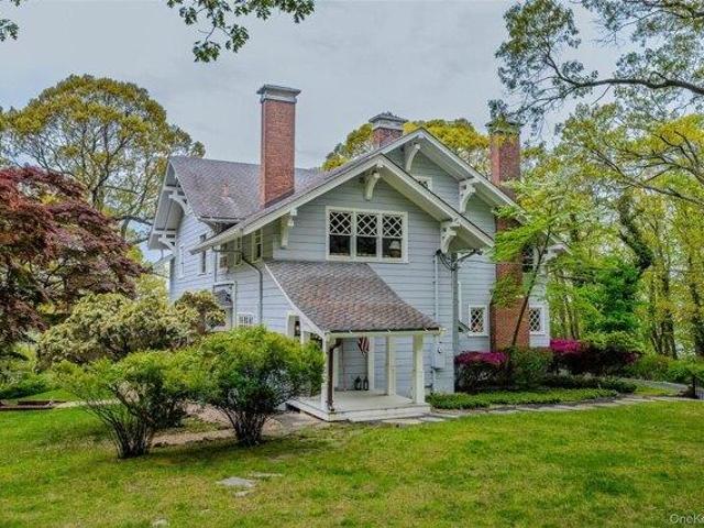 house with 8 bedroom, Port Jefferson NY ES103627297