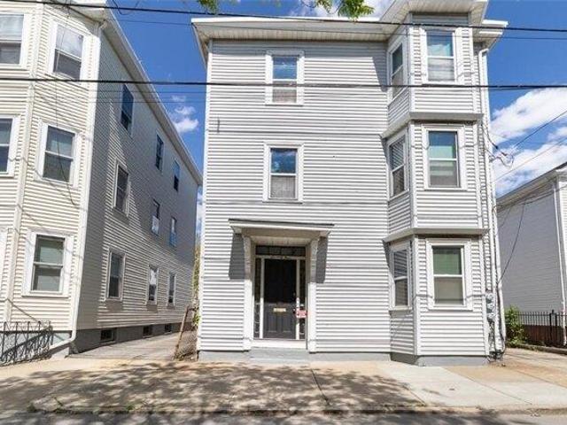 house with 8 bedroom, Providence RI DS102707749