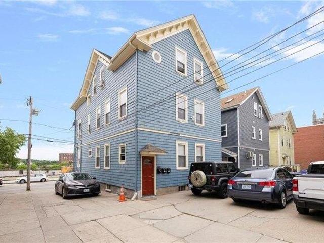 house with 8 bedroom, Providence RI DS103016681