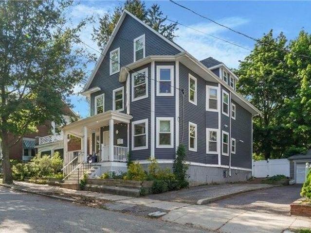 house with 8 bedroom, Providence RI DS103965614