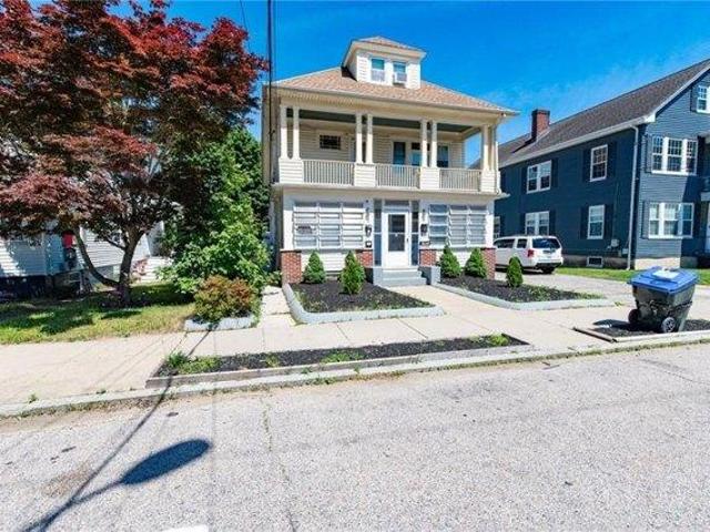 house with 8 bedroom, Providence RI ES104810904