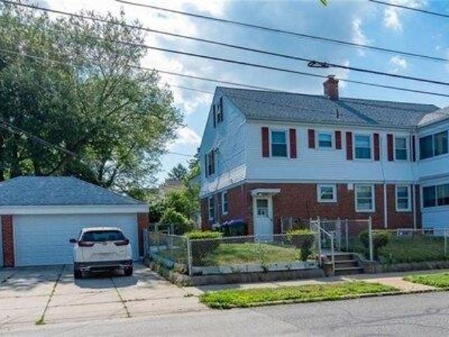 house with 8 bedroom, Providence RI ES104830986
