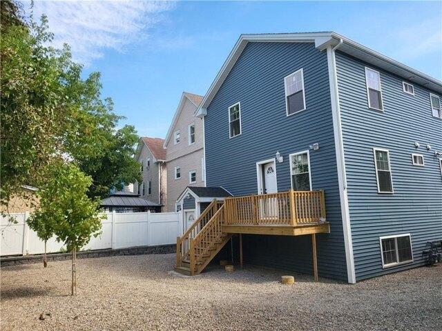 house with 8 bedroom, Providence RI ES105175676