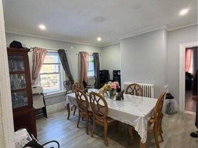 house with 8 bedroom, Providence RI ES103220465