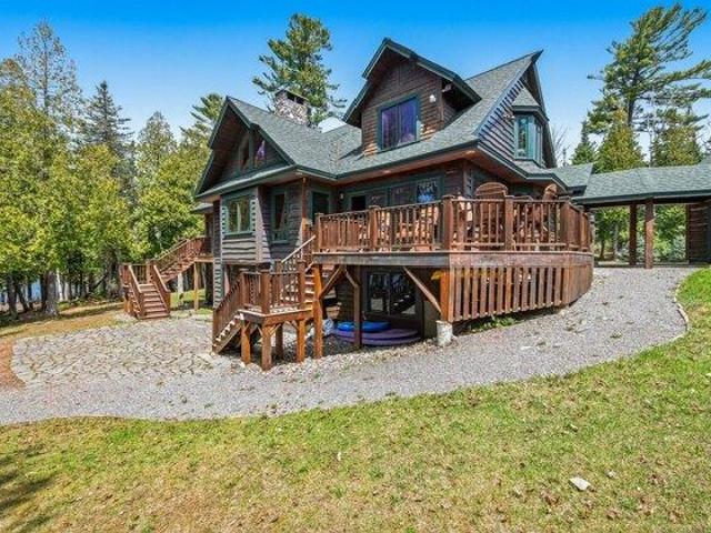 house with 8 bedroom, Rangeley ME DS102564707