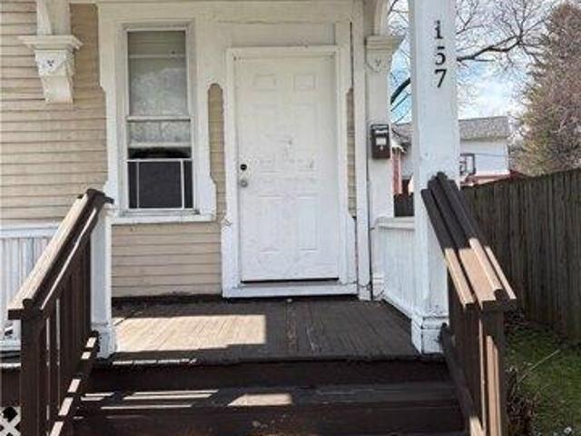 house with 8 bedroom, Rochester NY ES104908695