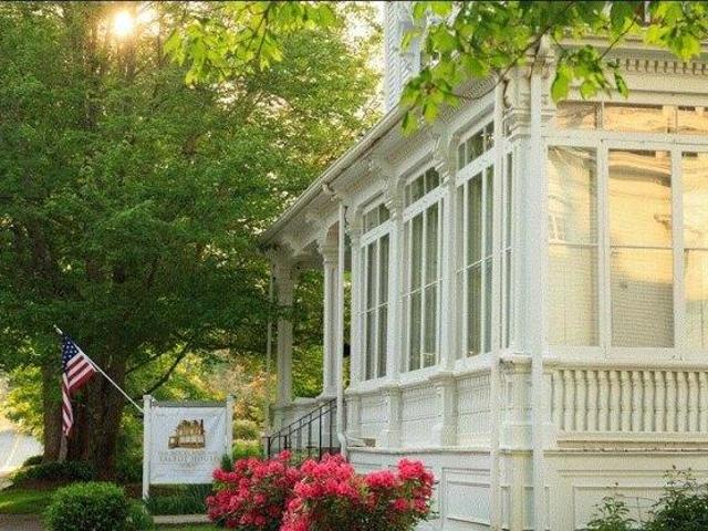house with 8 bedroom, Rockland ME DS102028560