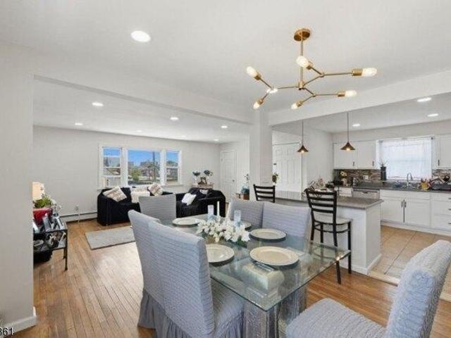 house with 8 bedroom, Roselle NJ ES104851898