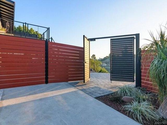 house with 8 bedroom, San Diego CA DLS88247426