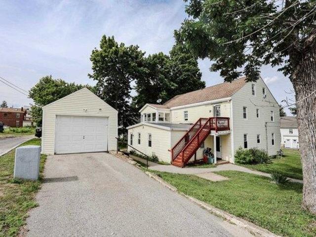 house with 8 bedroom, Somersworth NH ES104903399