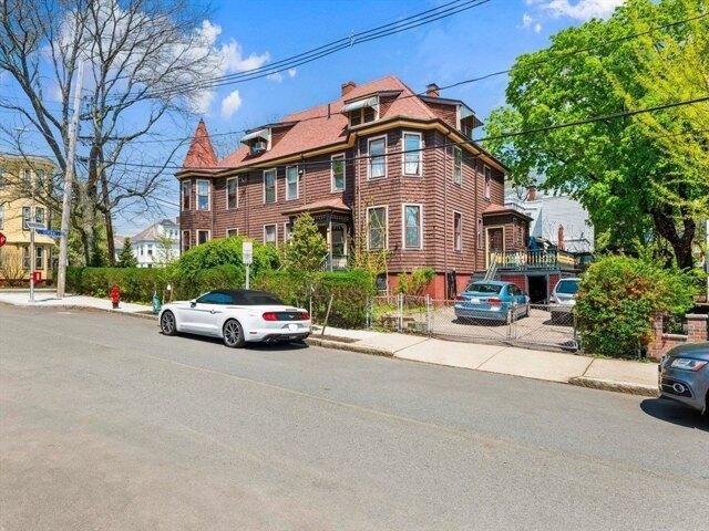 house with 8 bedroom, Somerville MA DS103588615